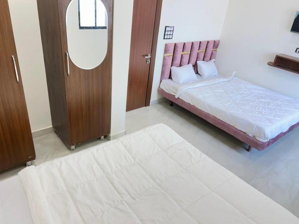 Uk Hotel Ujjain Mahakal - Ujjain