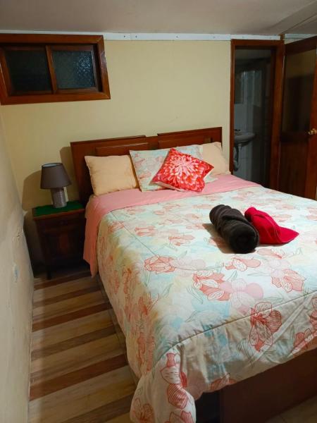 Larita' Rose Mindo Hospedaje Y Casita De Campo Los Guayabales - Ecuador