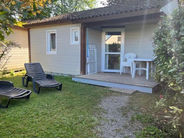 Chalet Cosy Avec Terrasse - 2 Chambres, 4 Personnes - Api-1-52-350 - Oloron-Sainte-Marie