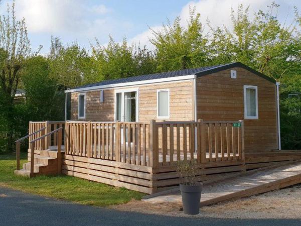 Mobil Home 6 Pers Pmr Avec Terrasse à Chaillé-les-marais - Api-1-52-343 - Marans