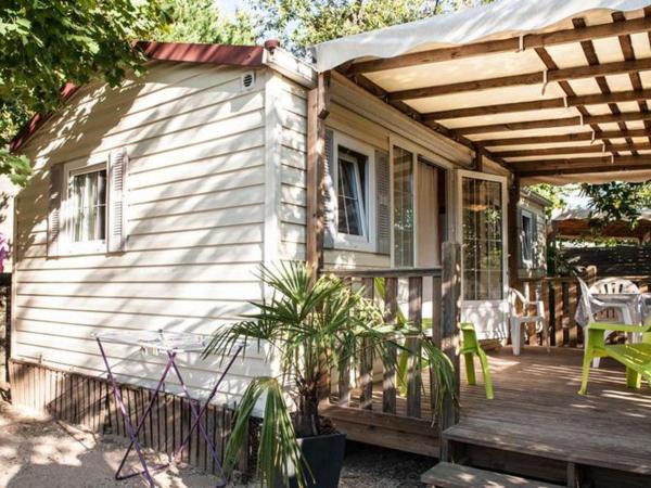 Mobil Home 6 Pers Avec Terrasse à Ribes - Api-1-52-447 - Rhône-Alpes