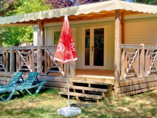 Mobil-home Confortable Avec Terrasse Pour 4 Personnes - Api-1-52-618 - Biron