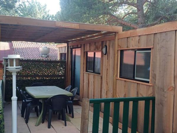 Mobil Home Spacieux 39m² Avec Terrasse, 3 Chambres, 6 Personnes - Api-1-52-676 - Pyreneeën