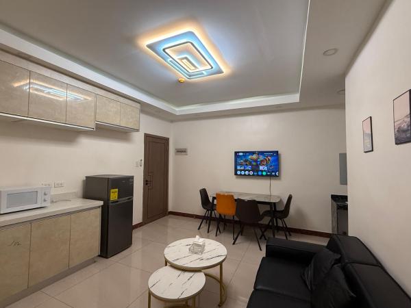 2 Ac In 1 Room Jcal Building Near Manila Airports Moa Okada - 馬卡蒂