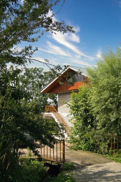 Fursatghar Aangan Studio Apartment - Bir
