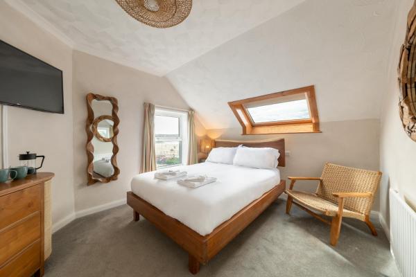 Rwts Rooms & Resto - Little Haven