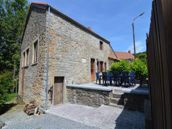 Holiday Home In Falaën Near Montaigle Castle - 比利時