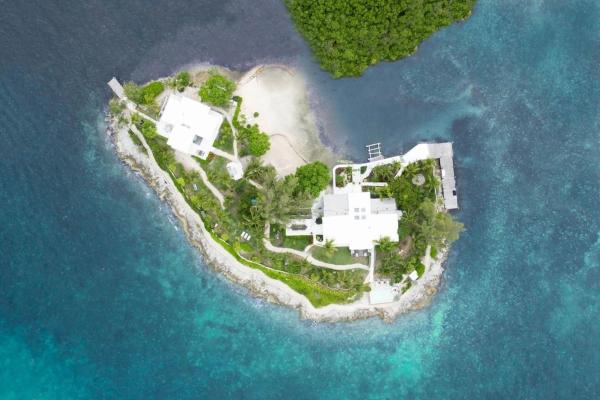 Middle Cay Estate Estate - Bahamas