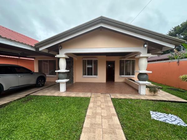 Casa Vista Al Volcan, La Fortuna - La Fortuna