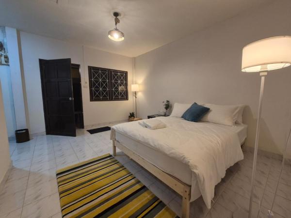 Friends Retreat Phuket - Nai Yang