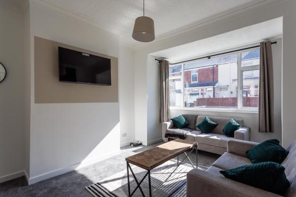 3 Bed Home From Home, Family, Workers And Friends - Newcastle upon Tyne