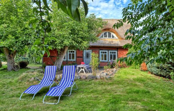 2 Bedroom Stunning Home In Rankwitz Ot Quilitz - Usedom