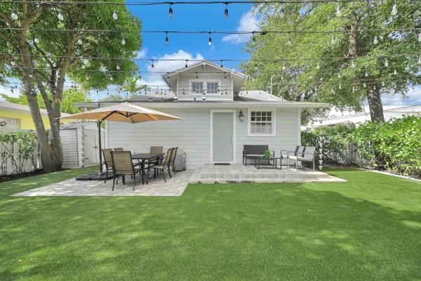 Stylish 4b 3b With Jacuzzi Near Wynwood And Beaches - Coral Gables, FL