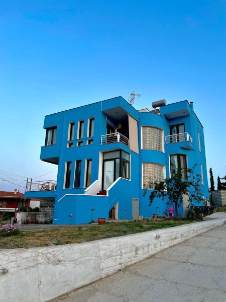 Blue House - Ситония