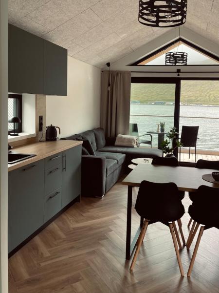 Modern Cabin With Sea And Mountain View - Faroe Islands