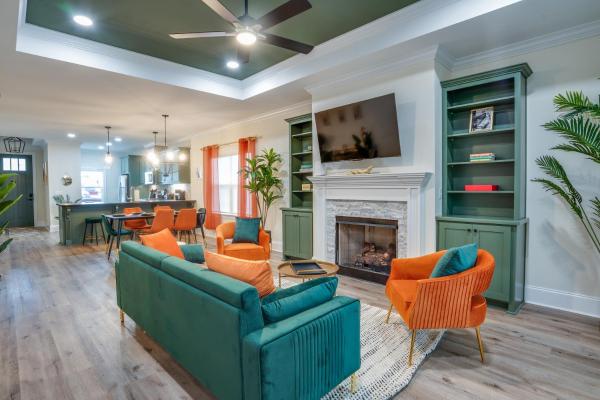 Tally Cozy Craftsman Near Football Parks Lake & Airport - Tallahassee, FL