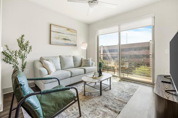 Brighthaven Frisco - 1br Ev Parking Near The Star - Frisco, TX