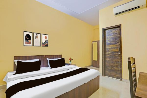Super Hotel O Shalimar Bagh Max Hospital - Delhi, India