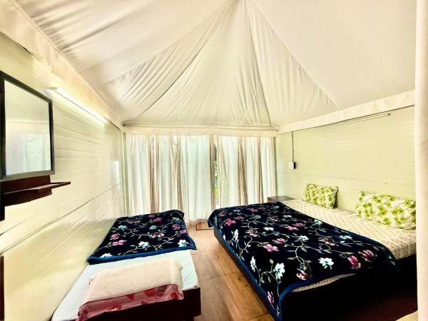 Ambler Spaces - Nahan