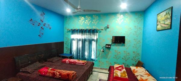 Hotel Gauri & Restaurant - Rudraprayag