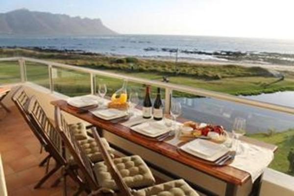 Seafront Apartment In Secure Golf Estate Strand - Somerset West