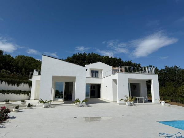 Villa Ebe - Grottammare