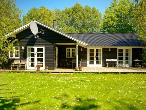 4 Star Holiday Home In Idestrup - Danemark