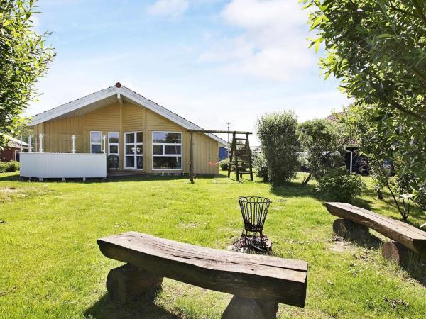 6 Person Holiday Home In Otterndorf - Cuxhaven