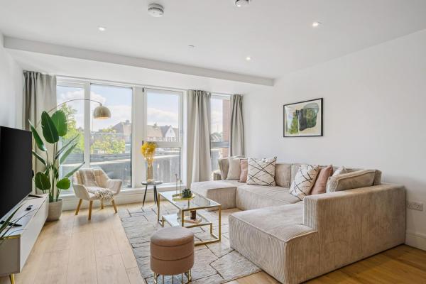 Luxury Apartment - West Wimbledon With Cinema & Game Room, Gym, Parking - Hounslow