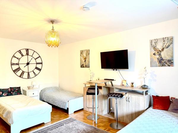 Welcome To Messe! Two-bedroom Smartapartment &Balcony - Hanovre