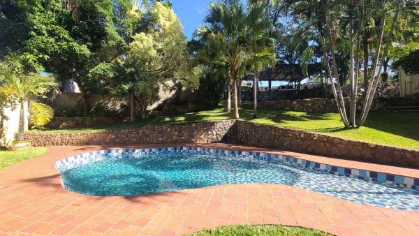Charming 3 Bedroom Guesthouse - 2300 - Zimbabwe