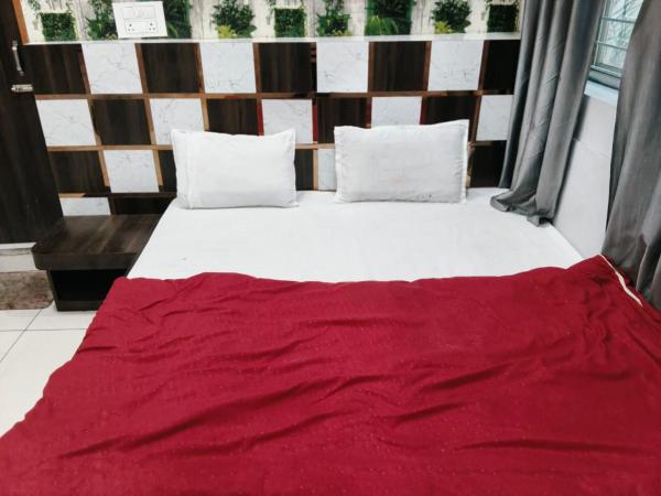 Hotel Ramanand Palace Ujjain - Ujjain