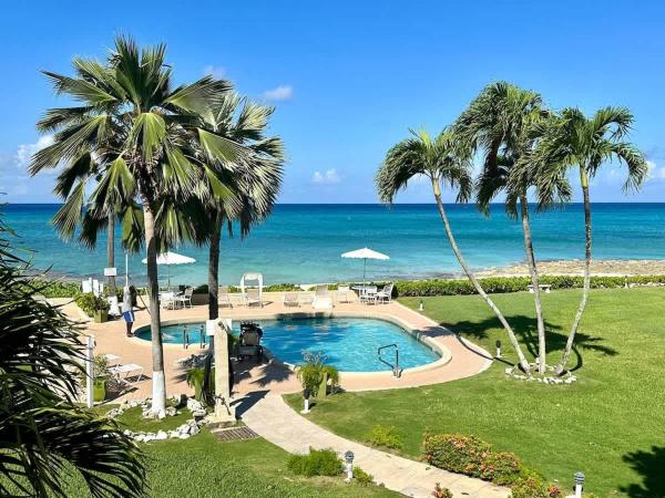 Cocoplum #8 Condo - Cayman Islands