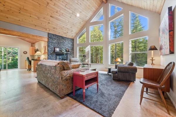 Tobermory Private Wooded Retreat All-season - Ontario