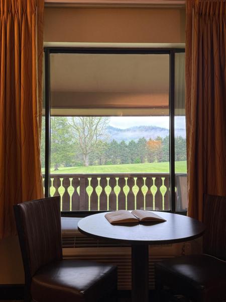 Talley Ho Inn - Townsend, TN