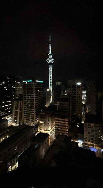 Views At Metropolis - Free Parking - Auckland