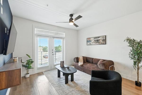 47 Chic 1bedroom, Pool, Gym & Yoga Studio, Near Stockyards - Stop 6 - Fort Worth