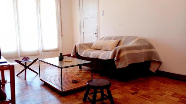 Apartamento Céntrico Con Balcón - Uruguay
