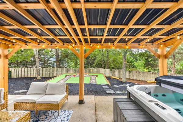 Minigolf, Hottub, Firepit, Petfriendly, Sleeps 8 - City Scape Winery, Pelzer