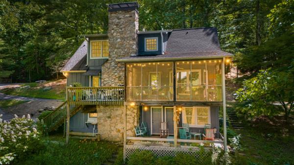 Sues Mountain Charm Fire Pit Mountain Views - Sierra Nevada