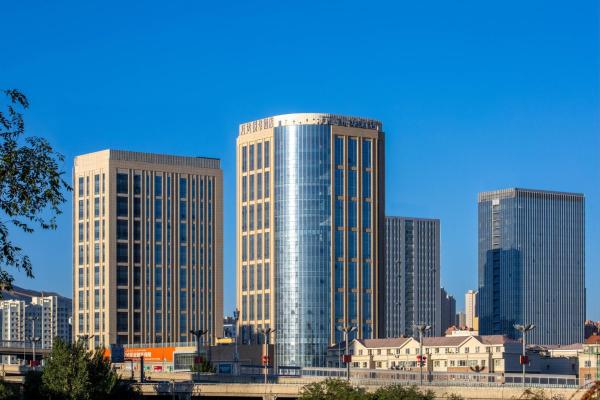 Wanda Yuehua Hotel Urumqi Railway - Ürümqi Diwopu Airport (URC)