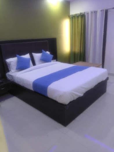 Hotel Flipflop Stay - Vrindavan