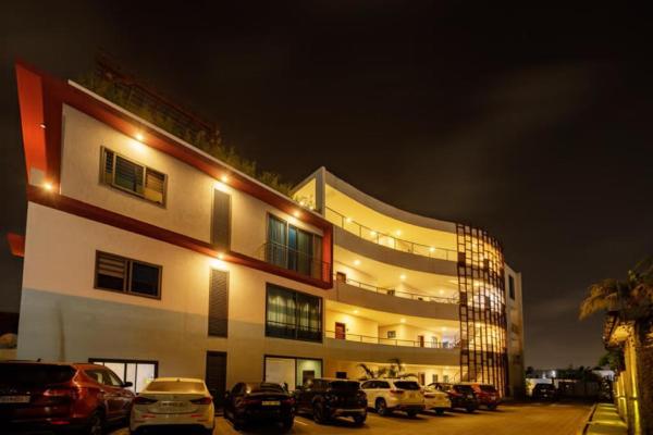 Legacy Square By Quao Realty - 阿克拉