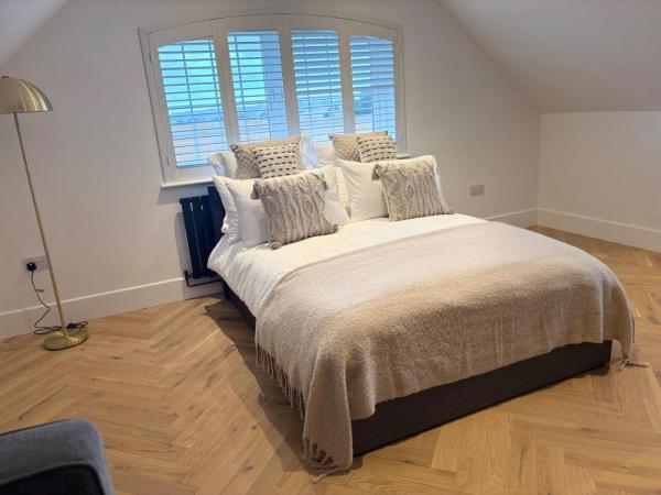 Studio - Sleeps 3 & Free Parking - Tenterden