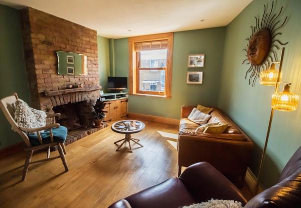 Sun House Apartment - Seaford