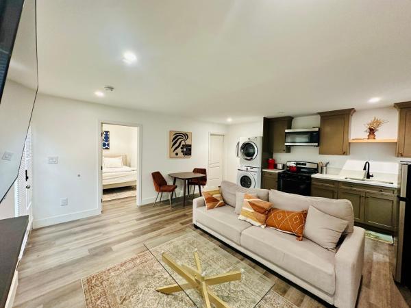 Modern La Guest House - Los Angeles Airport (LAX)