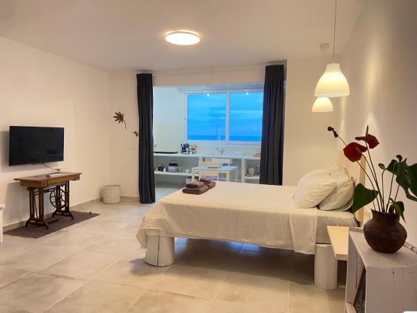 Niditos De Mar - Santorini