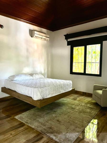 Cozy Private Room Near Airport - San Pedro Sula