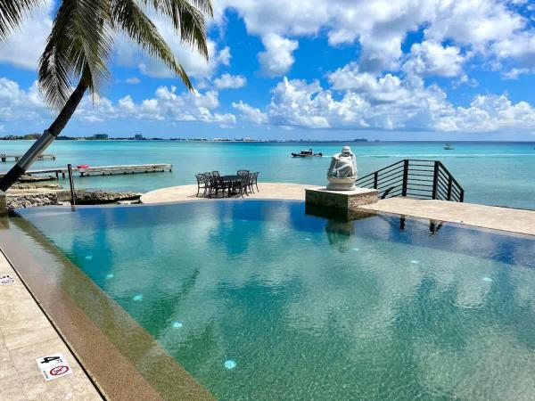 Seven Mile View Condo #4 - Cayman Islands