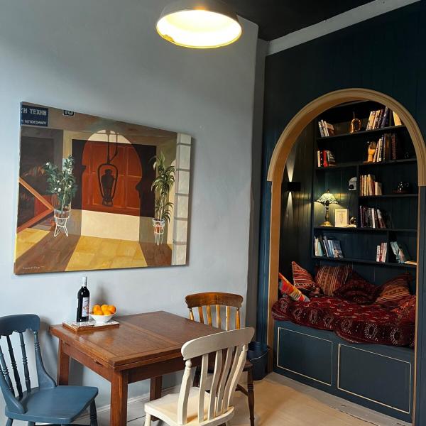 The Art Apartment - Dunoon